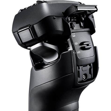 Panasonic ES-LV6U elektrický holicí strojek s 5 břity (pružná 20D hlava ...