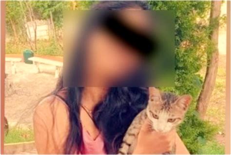 Mumbai Model Blackmails Men With Sex Videos In Bengaluru Extorts Rs Lakh