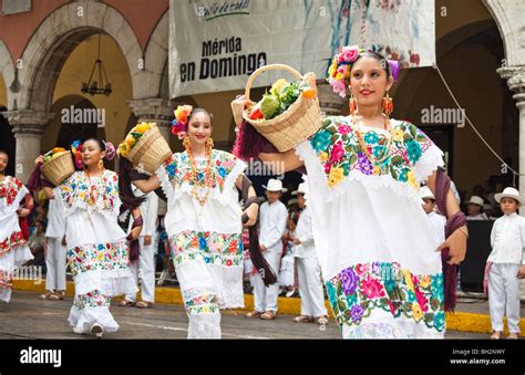 The Jarana Is The Typical Dance Of Yucatan With Its Origins In A Blend