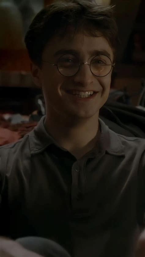 𝐇𝐚𝐫𝐫𝐲 𝐏𝐨𝐭𝐭𝐞𝐫 ¦ 𝐖𝐚𝐥𝐥𝐩𝐚𝐩𝐞𝐫 Elenco De Harry Potter Fotos De Harry