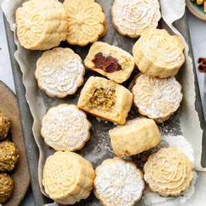 Maamoul Date And Nut Cookies Gimme Delicious