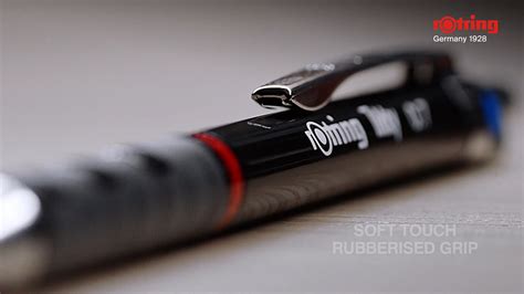 로트링 티키 샤프는 로트링 샤프의 기술을 체험할 수 있는 보급형 샤프입니다 가벼운 무게 잡기 편한 그립과 디자인 앞 부분의 디자인은 심의 파손을 방지하고 글쓰기나