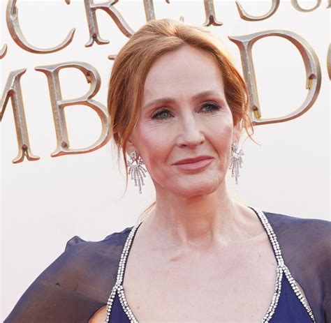 Jk Rowling Legt In Trans Debatte Nach Sind Transfrauen Frauen Nein