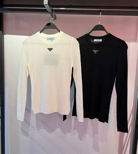 Кофта Prada Pl 26061 купить в интернет магазине брендовых вещей Lepirate