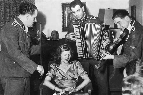 Адольф Гитлер И Ева Браун Фото —