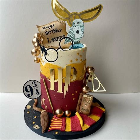 17 Wonderful Harry Potter Cake Ideas