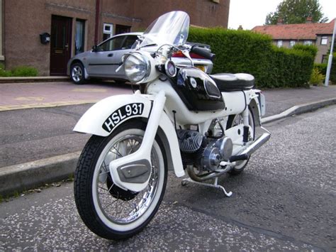 Ariel Arrow Motorcycle Bike Motorbike Wallpapers Hd Desktop And Mobile Backgrounds