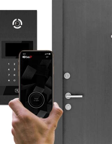 Bas Ip Tcp Ip Intercom Solutions And Touchless Entry