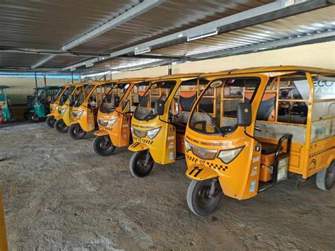 Transforming Cubas Streets Minghong Vehicles Electric Rickshaw