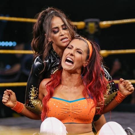 Women Of The Wwe May 31 June 06 Arns Wrestling Reviews