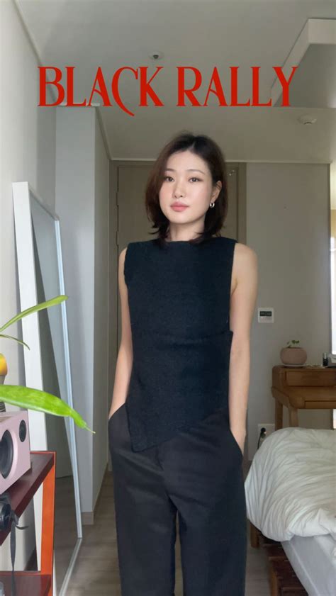 플루비☔️ 오늘 룩 너무 맘에 들어 어떡행 ॱଳ͘ 겨울코디추천 직장인가방 니트코디 스크런치 Instagram