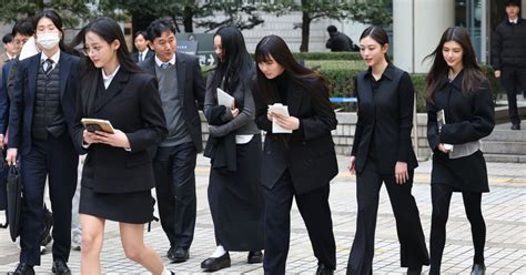 전속계약 분쟁 어도어 뉴진스…법원 직접 조정 나선다