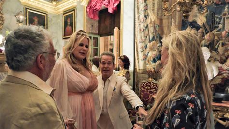 ‘the White Lotus All The Finale Theories About Deaths Sex Tapes And