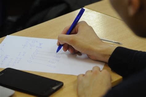 Москвичка написала донос на первоклассницу обижавшую ее дочь