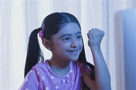 여러 포즈의 귀여운 어린 소녀 만화 벡터 환호 클립 아트 만화 Png 일러스트 및 벡터 에 대한 무료 다운로드 Pngtree