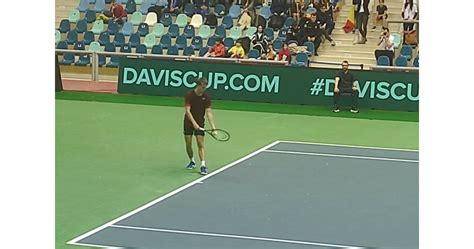 Схващане попречи на Пьотър Нестеров в първия мач с Румъния за купа Дейвис