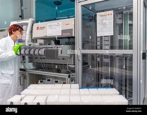 Hla Typing Hi Res Stock Photography And Images Alamy