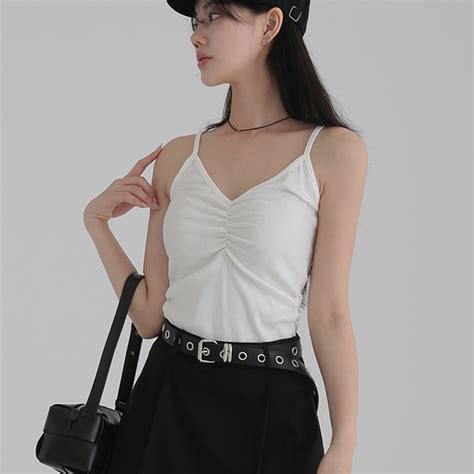 바이블 골지나시 민소매 나시 이너 무지 슬리브리스 셔링나시 셔링 무지 데일리룩 여친룩 여리여리 에이블리