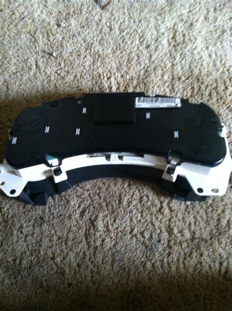 Sell 2000 Chevy Gmc Truck Silverado Gauge Instrument Cluster In Km In Newman Illinois Us For
