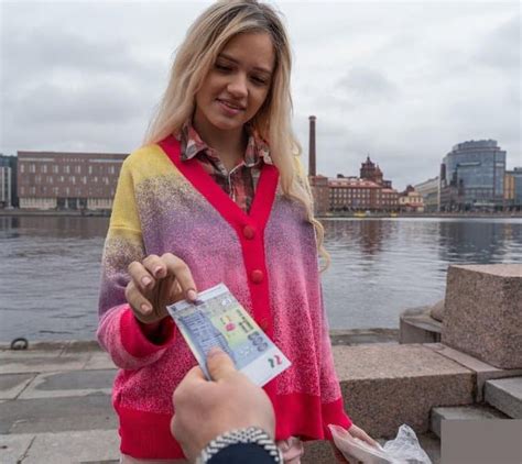 A Young Wife Had Sex With A Stranger For Money At Home In Front Of Her Husband