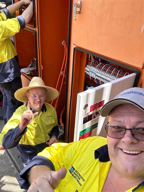 The Team At Qualtech During A Power Shutdown And Customer 200amp Supply