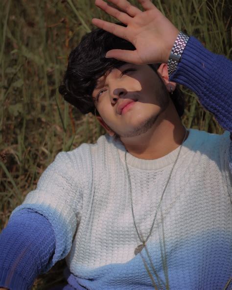 Krish Chauhan Itzkrishchauhan • Instagram Photos And Videos