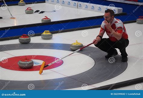 Everest Culing Club Championships West Edmonton Mall Editorial Photography Image Of November