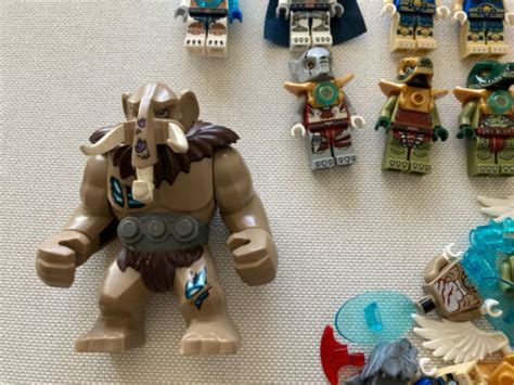 Huge Lot Of 20 Lego Chima Minifigures Laval Cragger Eris Lagravis