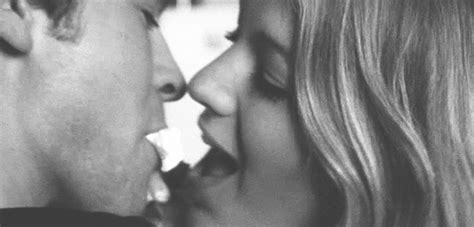 Gentle Nibble Kiss Ravenblack23