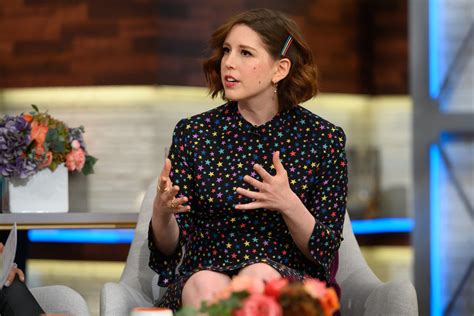 Vanessa Bayer Legs TODAY LEGS COOL