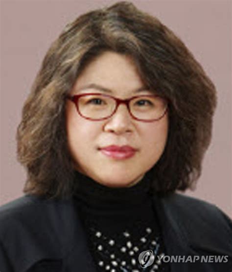 프로필 김복형 헌법재판관 지명자30년 재판 외길 정통법관 프로필 김복형 헌법재판관 지명자30년 재판 외길 정통법관