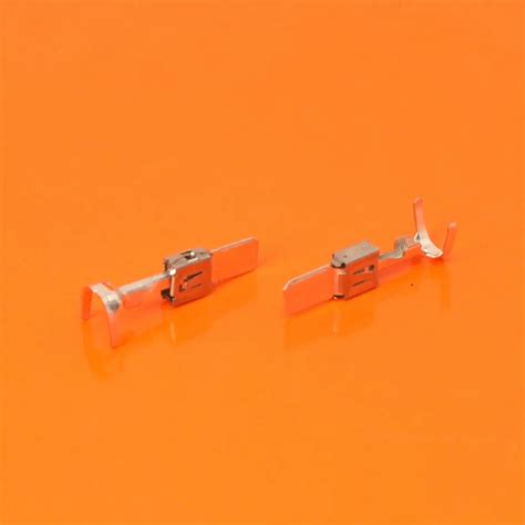 10 X Male Pin Standard Power Timer Terminals And Wire Seals To Accept A Wire Size Of 050 150mm²