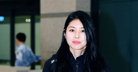 서정희 딸 서동주 입국 시선 사로잡는 비주얼 공항패션[포토엔hd]