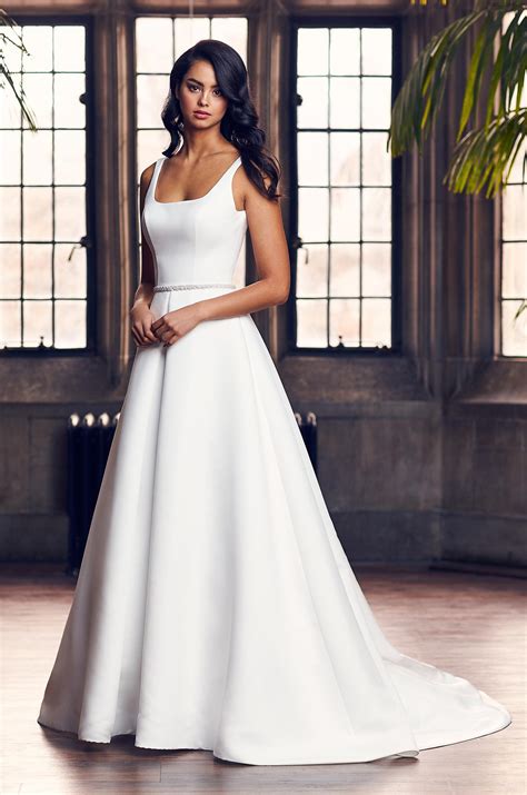 Wedding Dresses By Paloma Blanca Style 4907 Weddingwireca