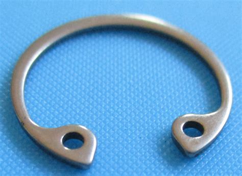 Ring Internal Retaining
