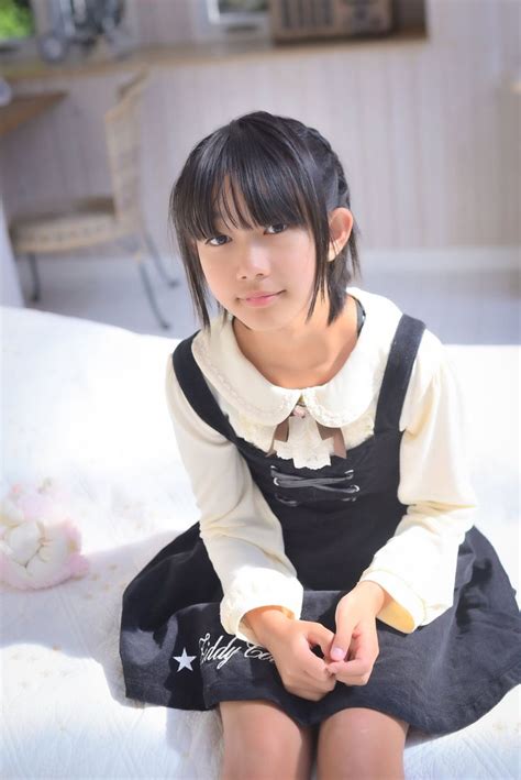 ボード「女の子 ポーズ」のピン