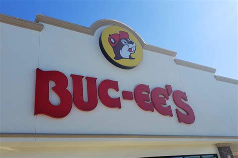 Buc Ees Xxl Brisket Sandwich Has Many Fans Questioning The Price Hinterland Gazette