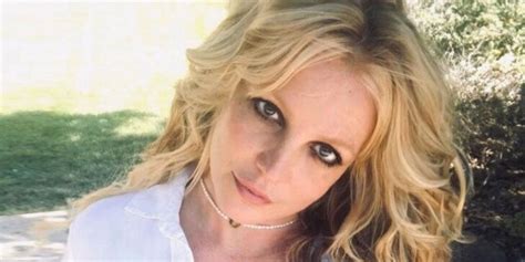 Britney Spears Debuts New Haircut See Fans Honest Reactions