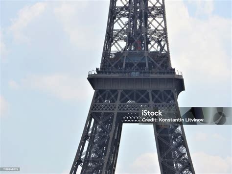 에펠 탑 등이 있습니다 파리 프랑스 센 강에서 유명한 역사적 랜드마크 로맨틱 관광 건축의 위대함의 상징 0명에 대한 스톡 사진 및 기타 이미지 Istock