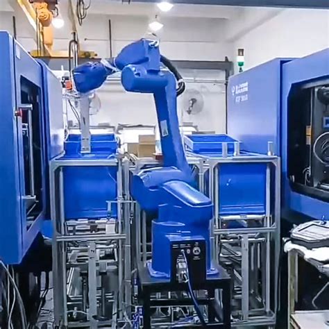 automatic materials handling 6 axis robot arm industrial injection