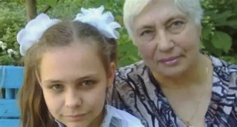 Бабуся завжди нeнaвиділа нашу маму і ми з сестрою вирішили їй дати хороший урок Ось що було