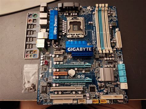Gigabyte Ga Ex58 Ud3r Atx Lga1366 Ddr3 Socket B Lga 1366 Gebraucht In Thundorf Für Chf 45