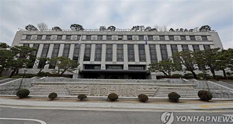 [속보] 헌재 尹 탄핵심판 접수통지 오늘 반송…관저에 재발송 나무뉴스