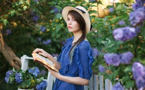 Strambotto Poem Type Simply Explained And Examples