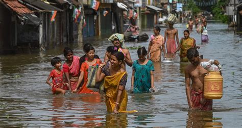 자연 재해로 피해를 받은 대도시들