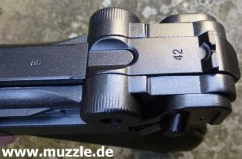 UMAREX P 08