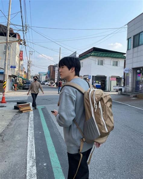 Suho On Instagram 안녕하세요 캣파파 선우입니다🐱 Suho Suho Exo Exo