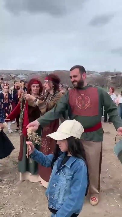 սերմնացան Մասունք ազգային երգի պարի համույթի հետ միասին Ներքին Բազմաբերդ աղգային պարեր Youtube