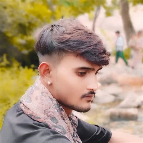 Akash Bharja (@_aakash_bharja_) • Threads, Say more