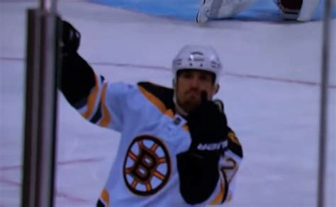 Finger Of Honour To The Bell Centre Crowd Andrew Ference Received Donations From Fans To Pay